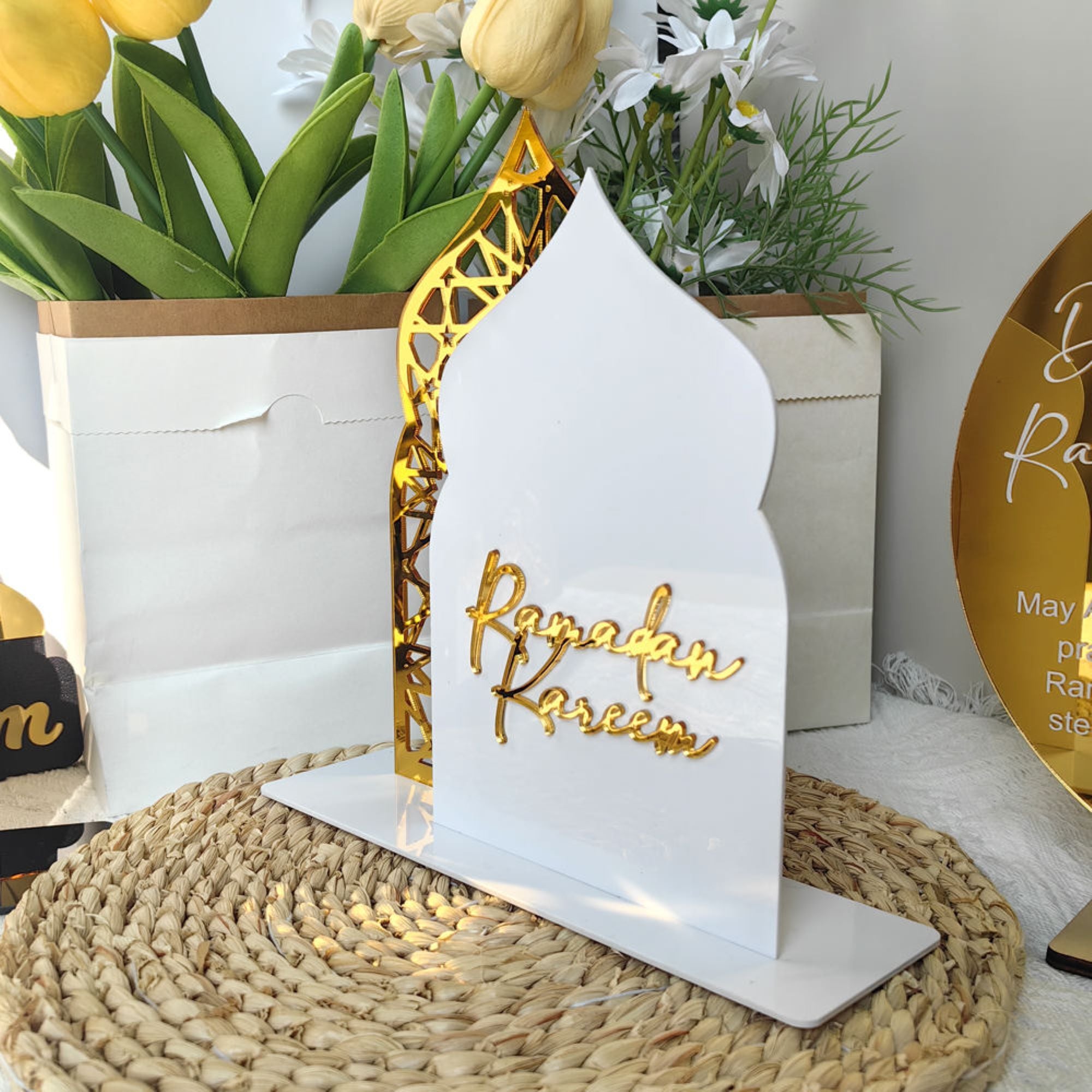 Buy Ramadan Islamic Arch White & Gold Ramadan Kareem On Cliths