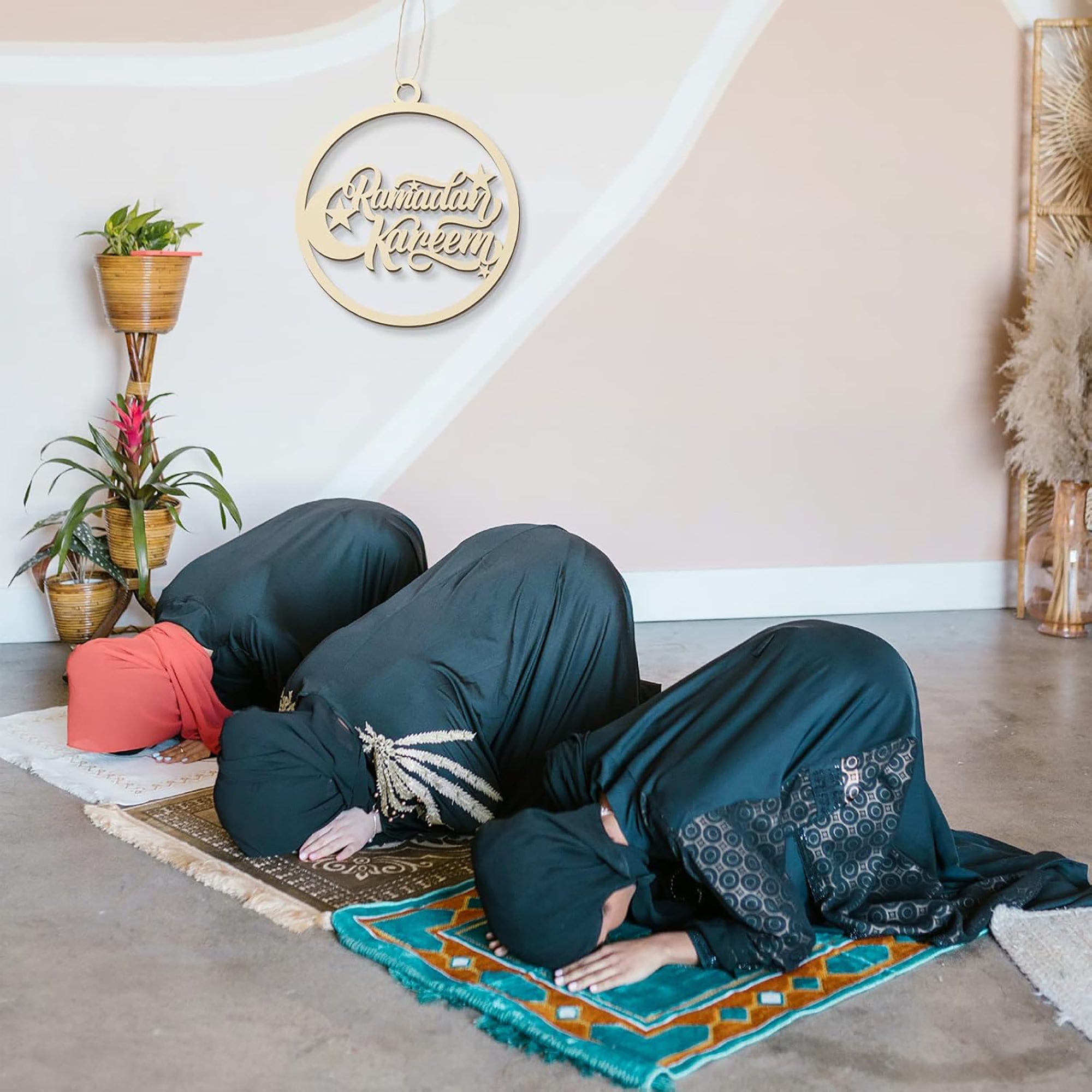 Buy Round Pine Wood Ramadan Kareem DIY Festival Hanging Base On Cliths